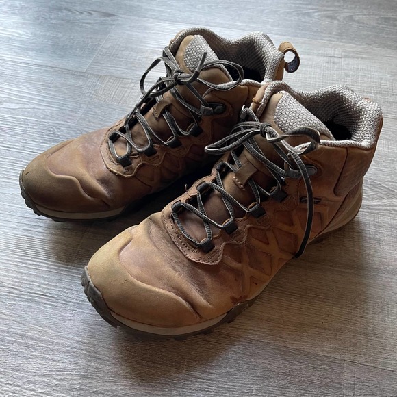 Merrell | Shoes | Merrell Womens Earth Siren 3 Peak Mid Waterproof ...